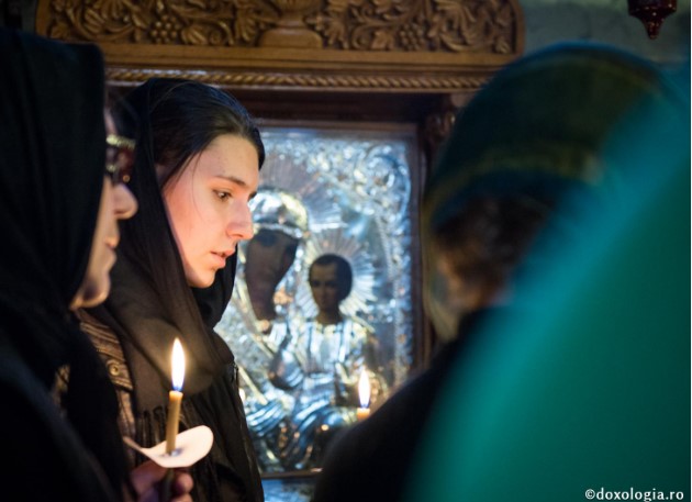 Cultul icoanelor în ortodoxie: Sfinții devin prezenți și ascultători la ...